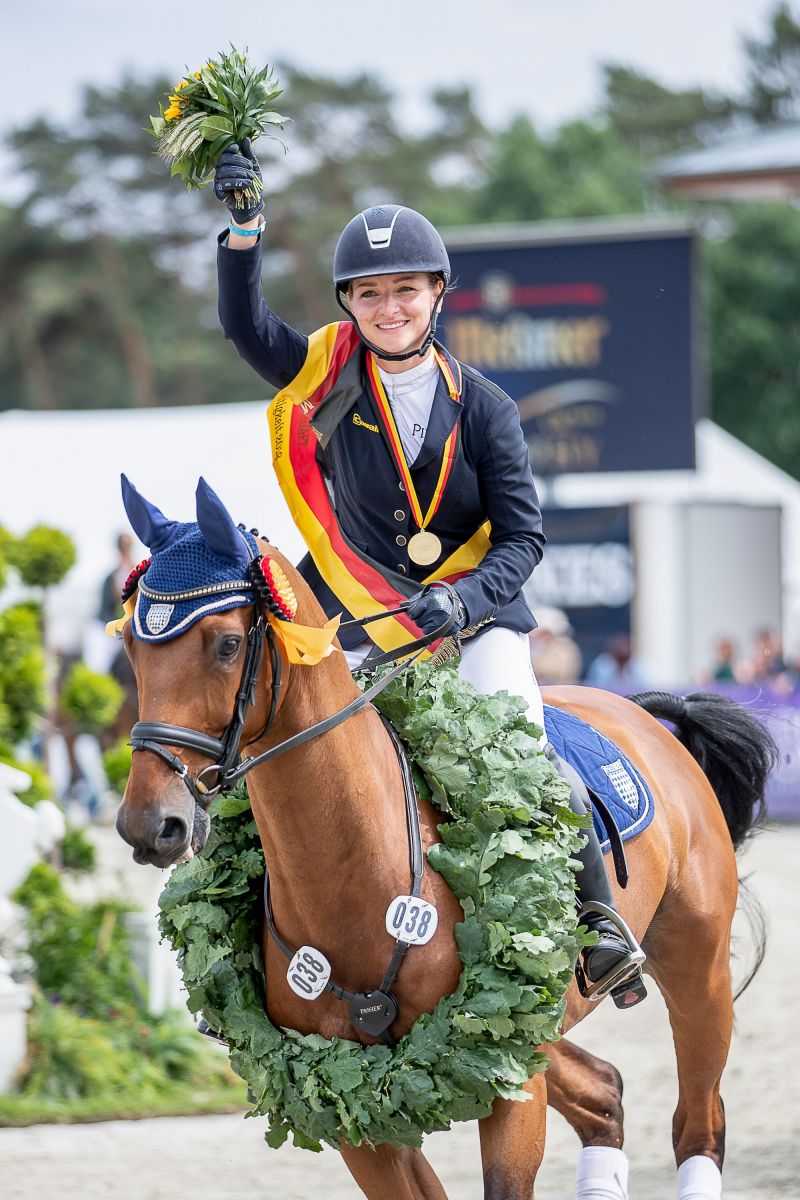 Julia Krajewski Wraps Wire-to-Wire Win in Luhmühlen CIC3* | Eventing ...