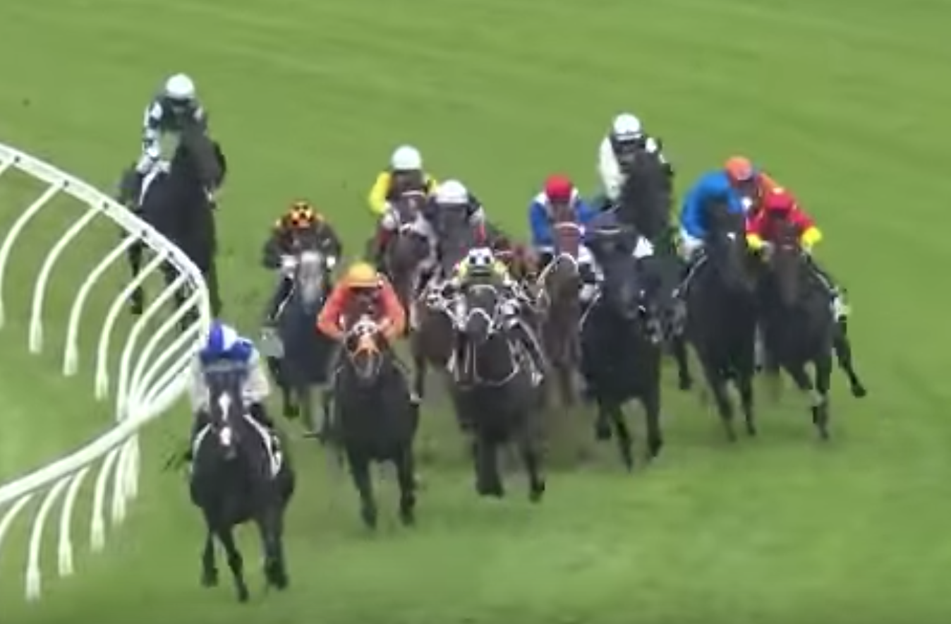 Sunday Video: Multitasking Sir Mark Todd Returns to Racing | Eventing ...