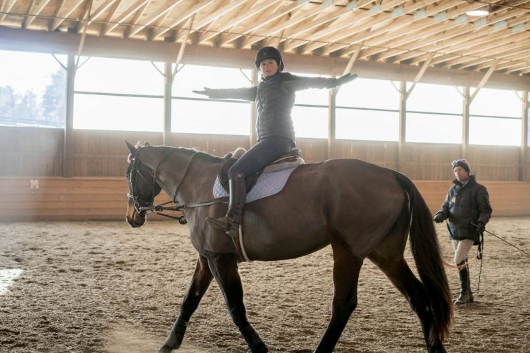 Best of JN: Confessions of a Hunter Princess Gone Rogue from Old Folks ...