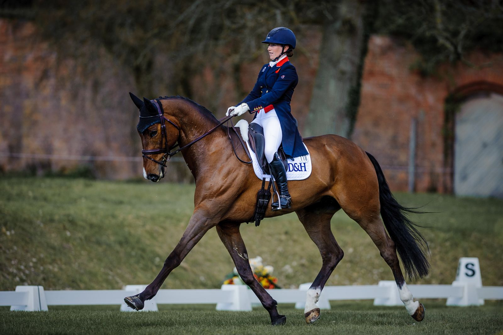 Thoresby Day Two: Laura Collett Closes the Gap Ahead of Jumping Phases ...