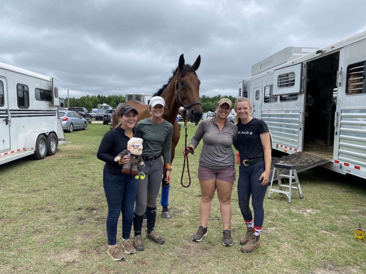 #ICYMI: Courtney Carson and Vandiver Enjoy the Moment at War Horse (and ...