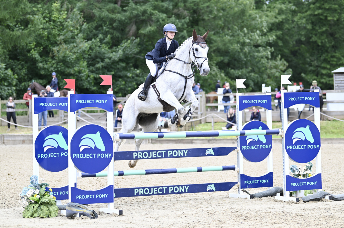 Laura Collett and London 52 Dominate in Spectacular Three-Peat at ...