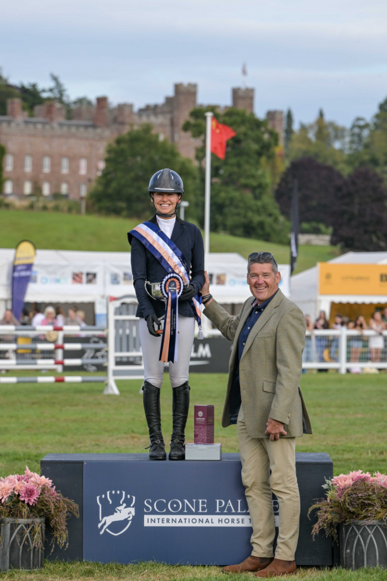 Collett is Crowned Queen of Scotland at Scone Palace International Horse Trials | Eventing ...